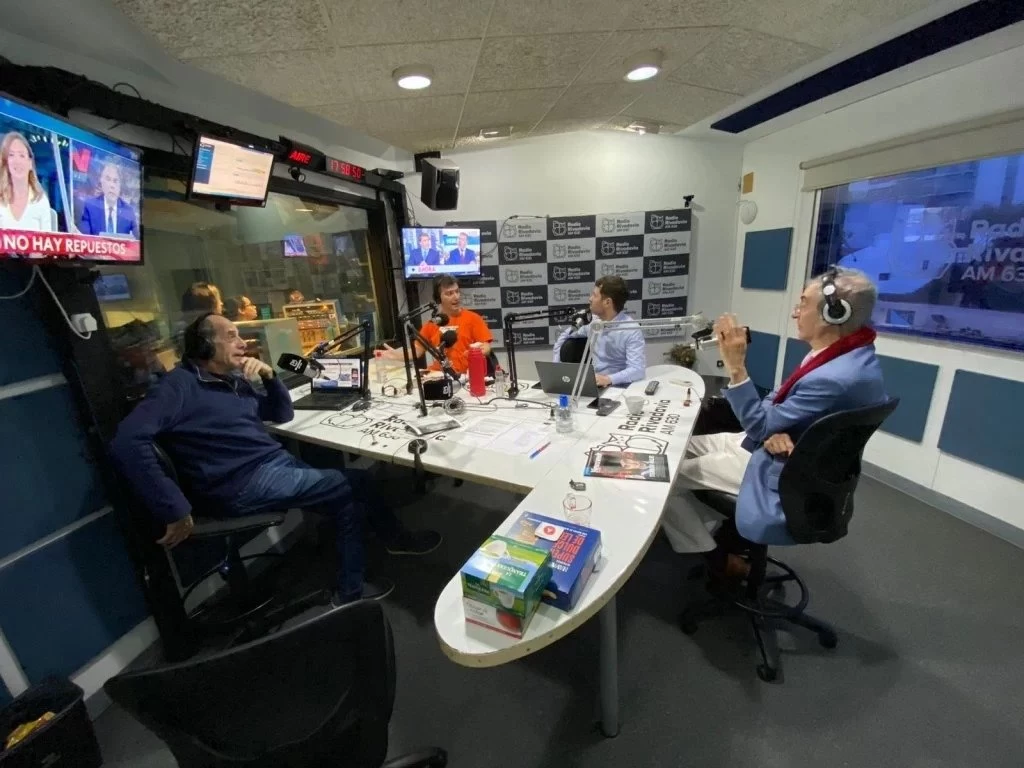 Reviví el pase entre Nelson Castro y Willy Kohan - Radio Rivadavia AM630
