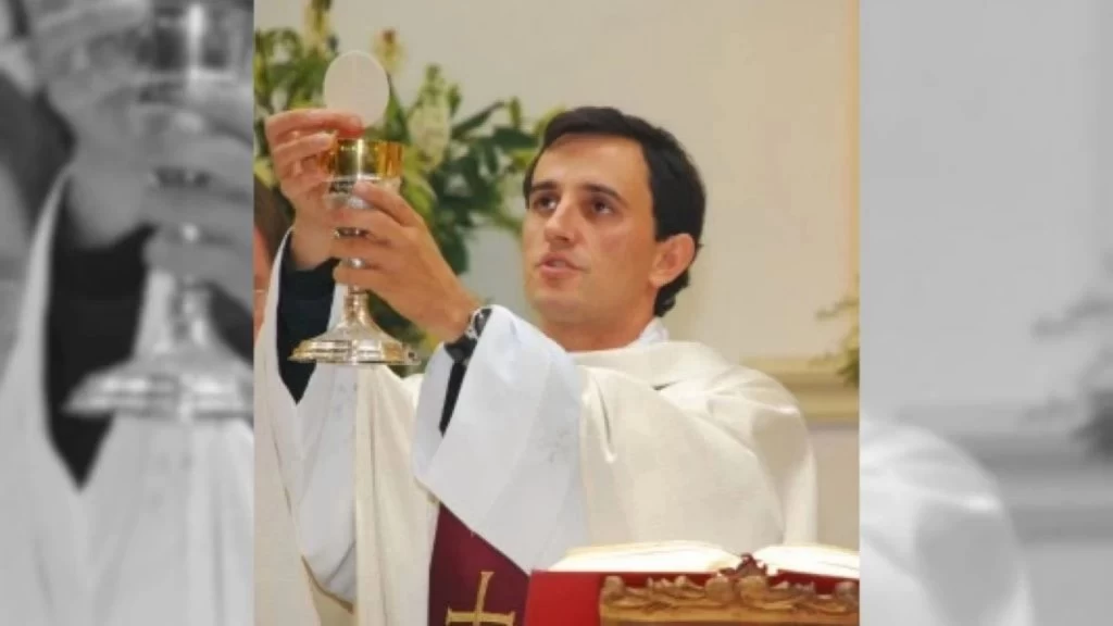 Padre Rodrigo Aguilar: "Domingo de Corpus Cristi: Cuanto más ...