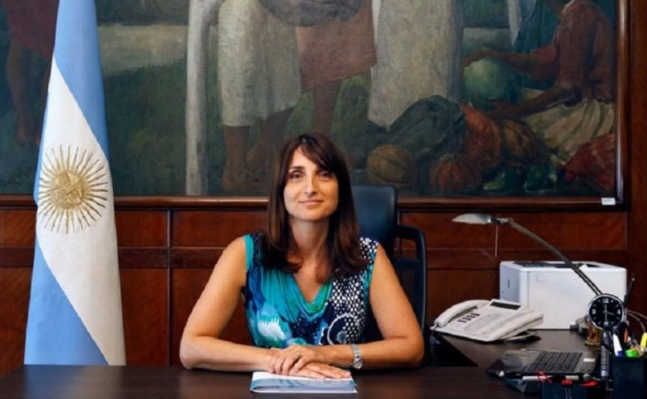 Cecilia Loccisano: "La medida apunta a los consumidores, no a las ...