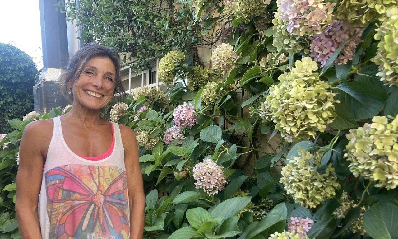 Ana Inés Zanconi, una bahiense que recorre la ciudad para ayudar a los ...