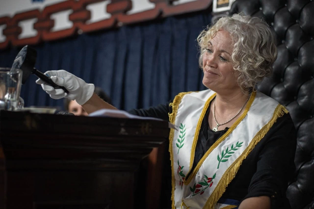 María Elena Castillo: "La masonería es una escuela de vida, una ...