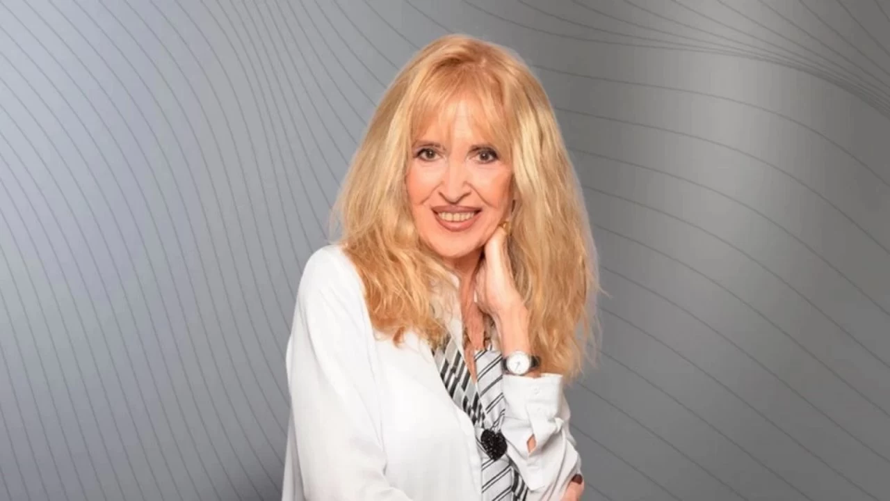 Luisa lee un fragmento del libro Los veranos olvidados - Radio ...