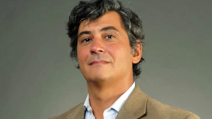 Daniel Balmaceda habló de su nuevo libro que conjuga cocina e historia ...