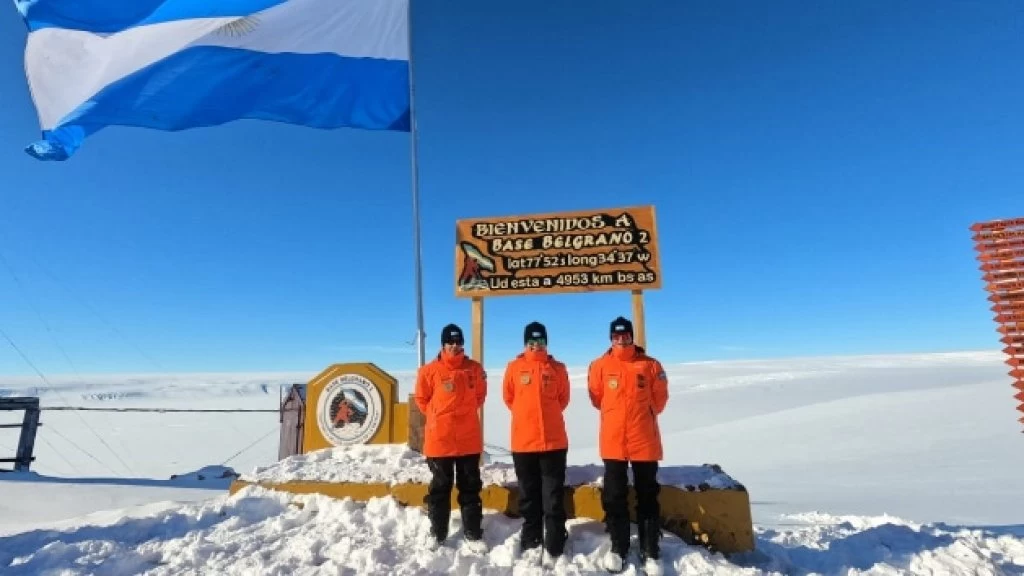 Cómo es vivir en la Base Belgrano de la Antártida - Radio Rivadavia AM630 Cómo es vivir en la Base Belgrano de la Antártida - Radio Rivadavia AM630