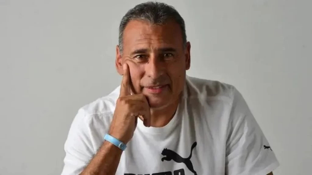 José Luis Villarreal: "En un superclásico es difícil mantener la cabeza ...