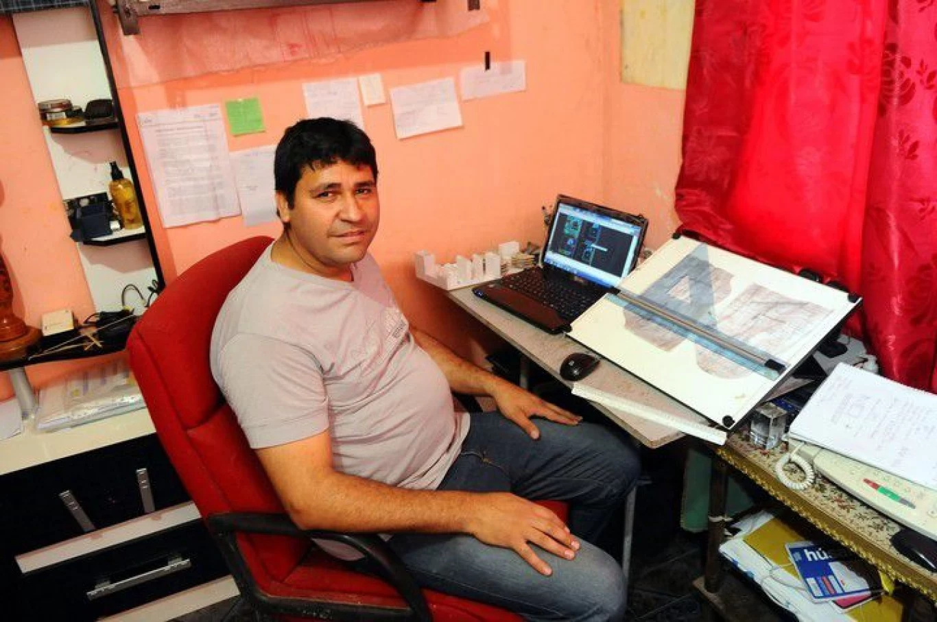 De chico ayudaba a su papá en la construcción, y a los 37 años se ... De chico ayudaba a su papá en la construcción, y a los 37 años se ...